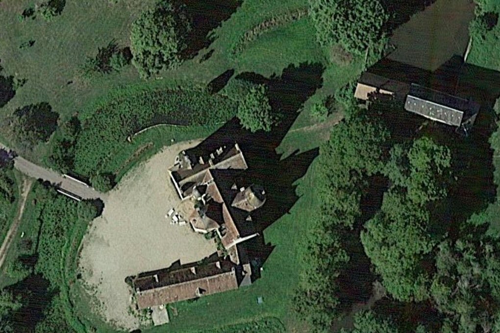 chateau de la Mothe Fleury à Marçais, édifié au XVe siècle