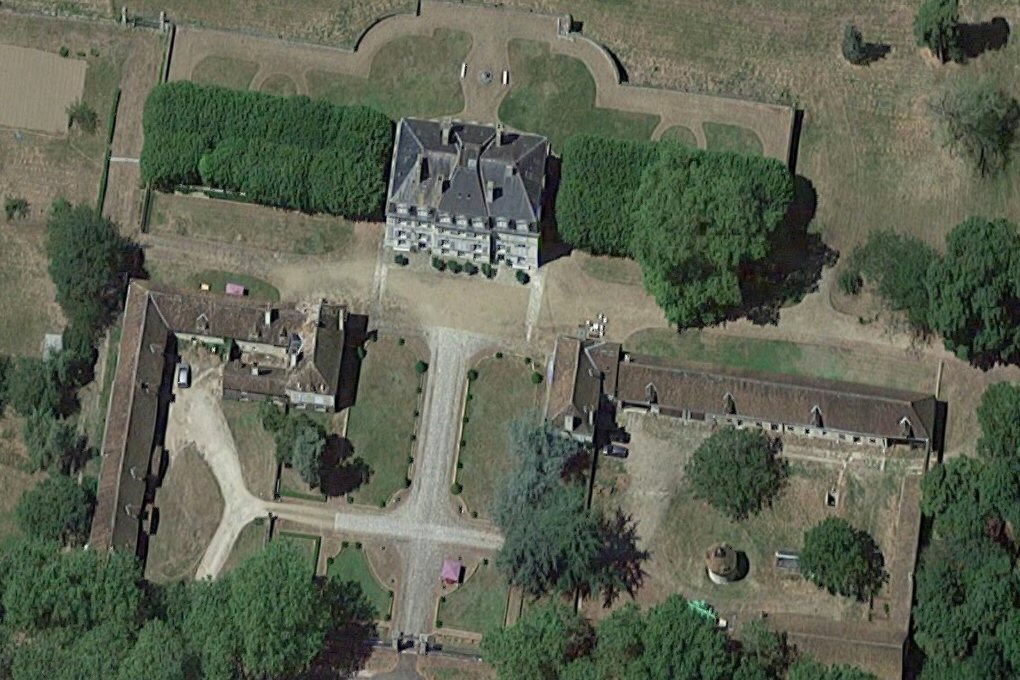 chateau de Meslay, classé MH par arrêté du 22 mai 2017