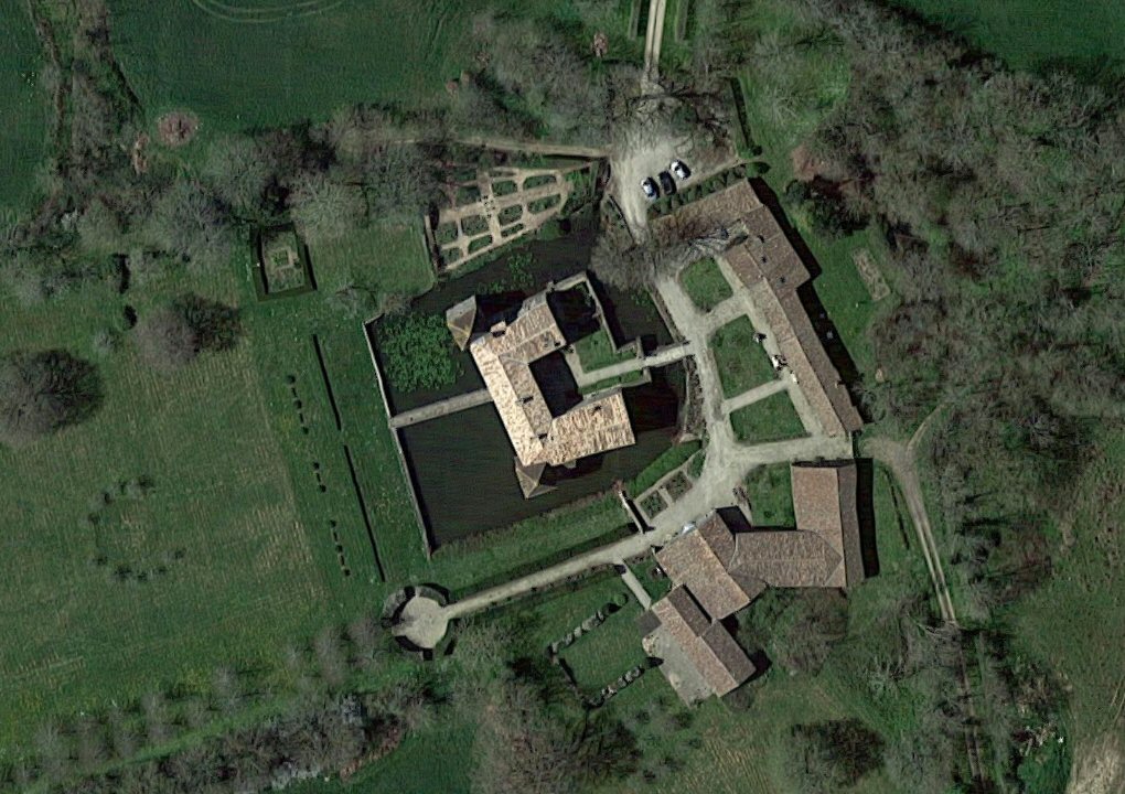 chateau de Puy Chenin à Xaintray, inscrit MH le 9/09/1975