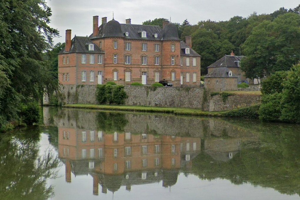 chateau de Couterne, ouvert au public en juillet et août