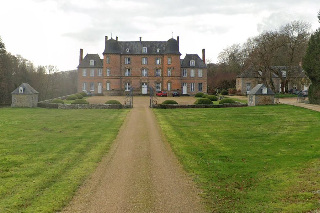 chateau de Couterne, ouvert au public en juillet et août