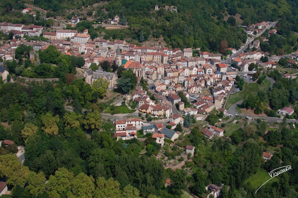 chateau de Caylus : inscrit MH par arrêté du 29 décembre 2016
