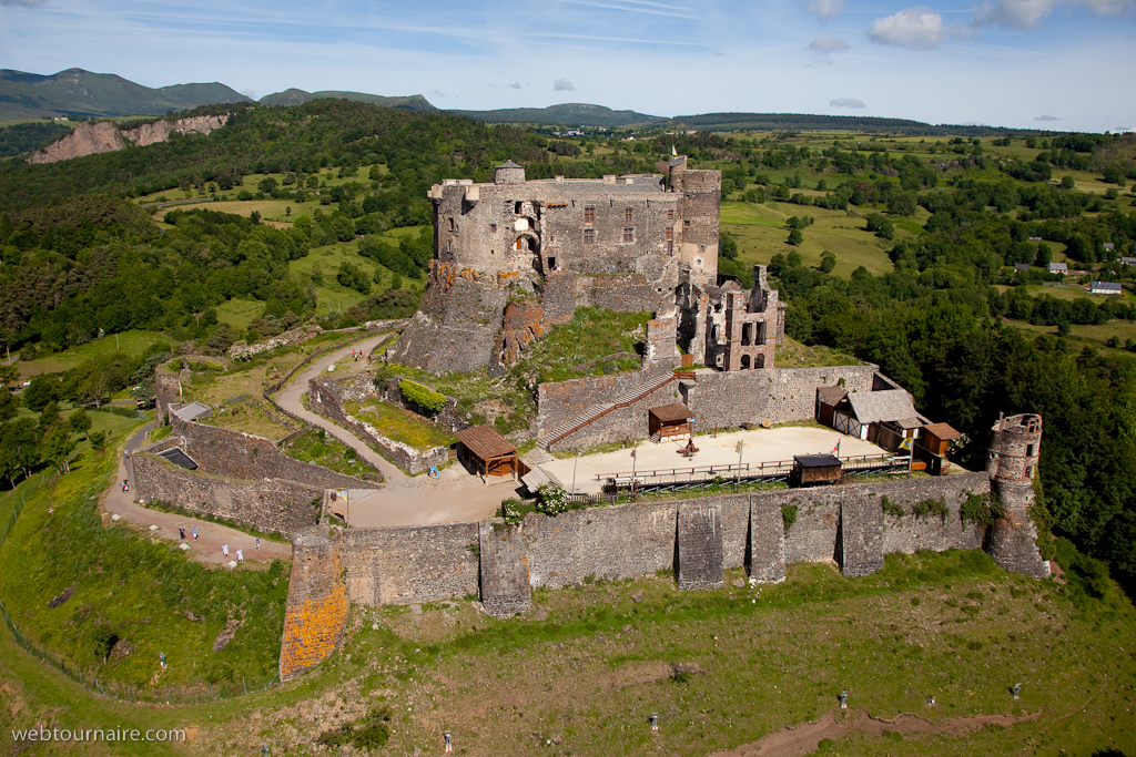 chateau de Murol, ouvert au public toute l'année